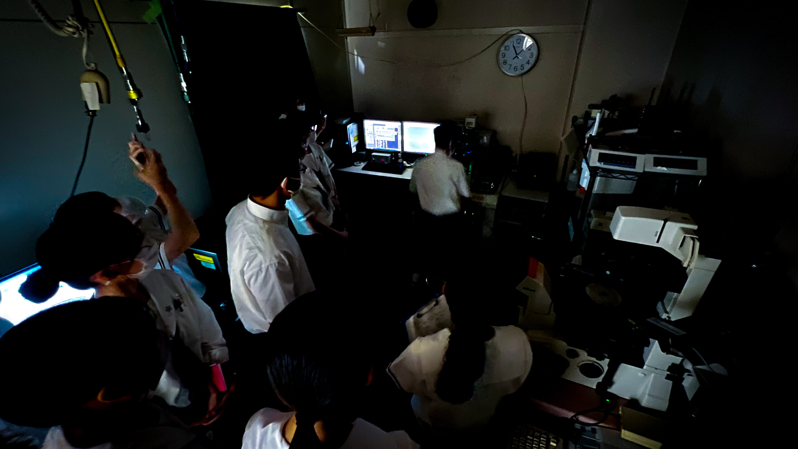 Secondary school students explore research - Ken Takahashi
